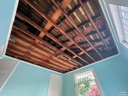 Water Damage Restoration Seattle | 24/7 Emergency Cleanup